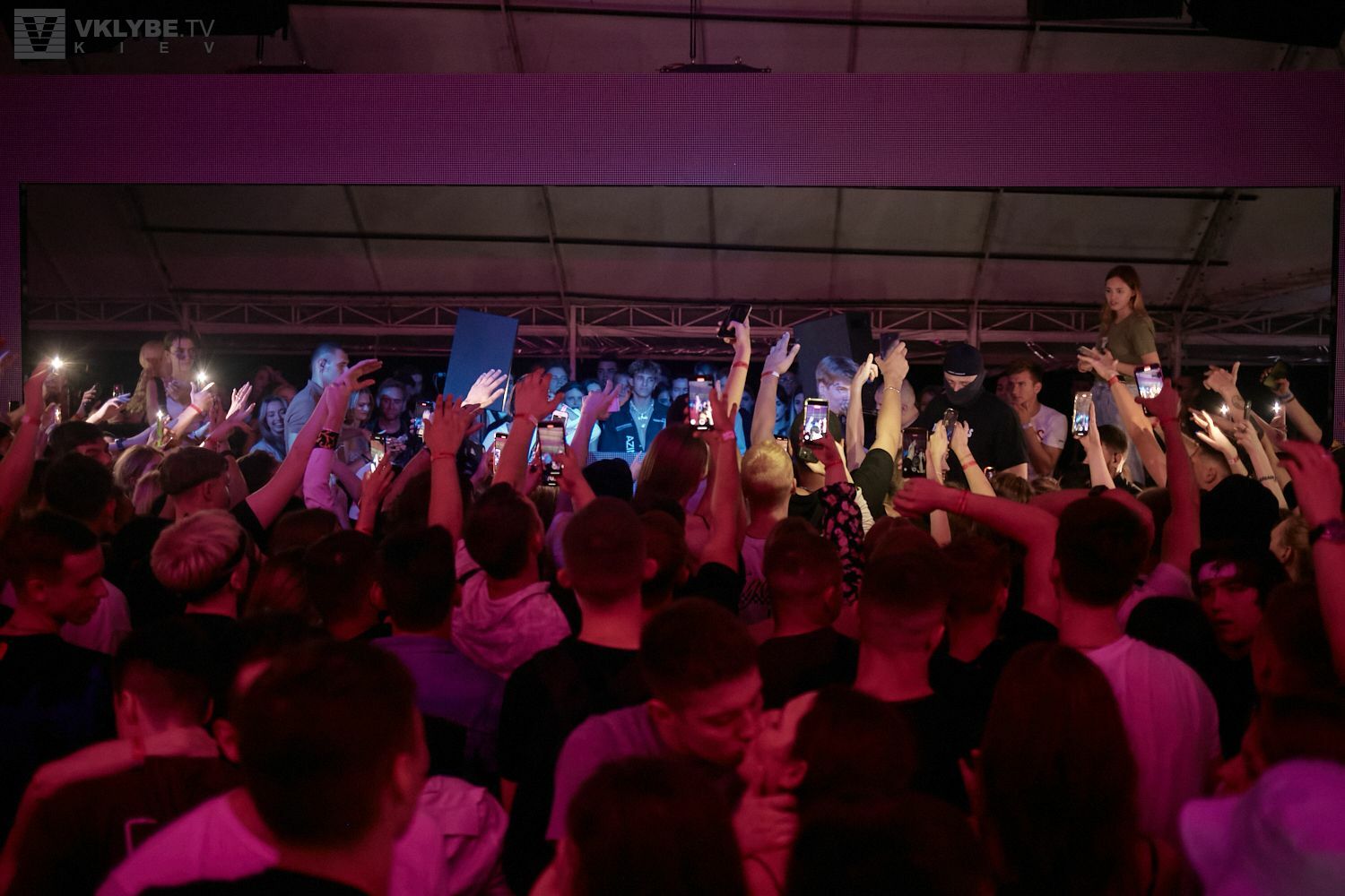 Фотоотчет: Fifty beach club (Киев) – «Sunday night» (фото) - vklybe.tv