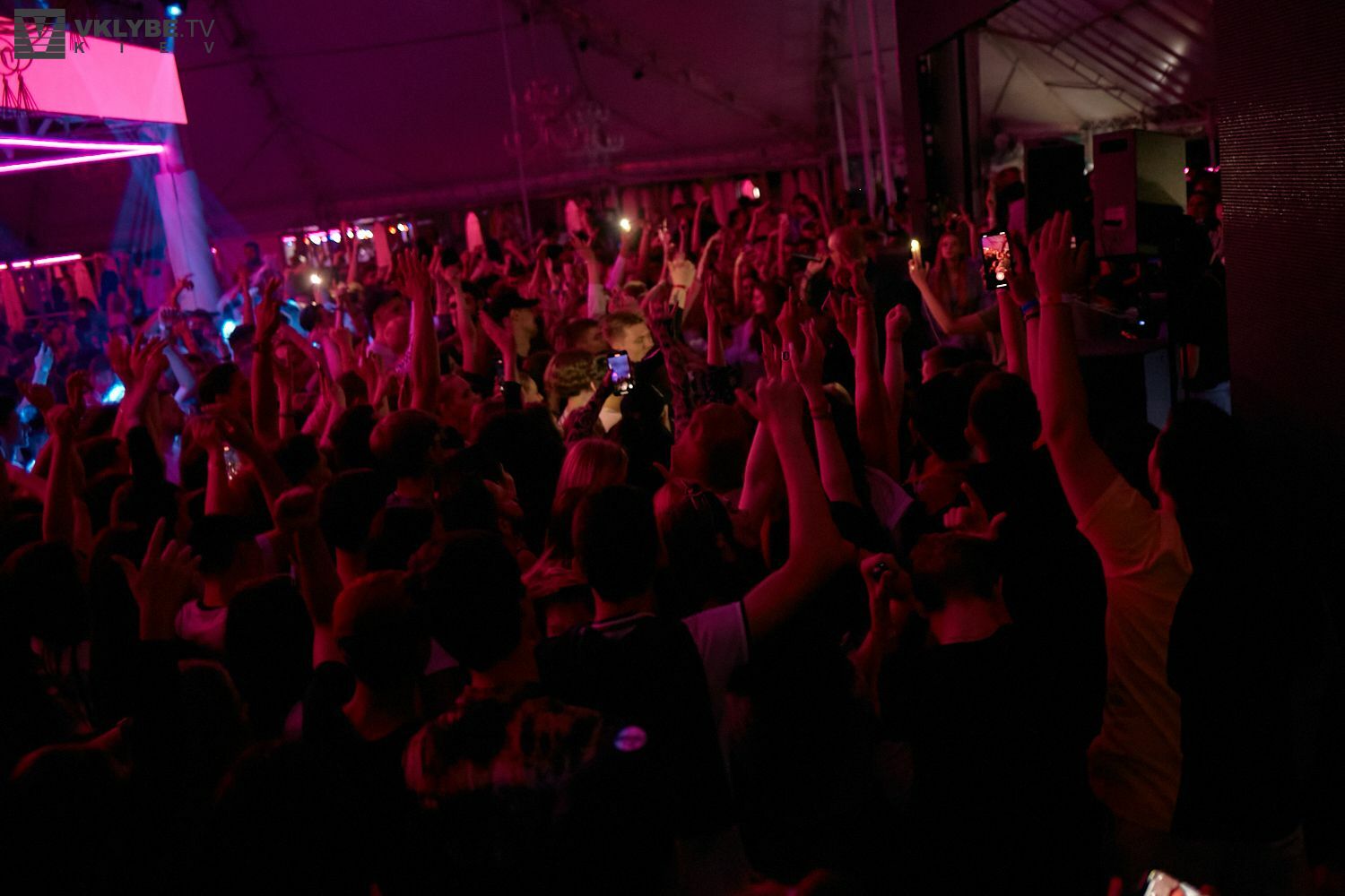 Фотоотчет: Fifty beach club (Киев) – «Sunday night» (фото) - vklybe.tv