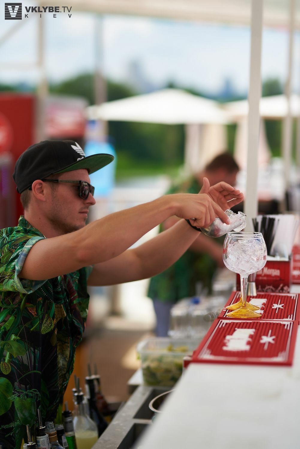 Фотоотчет: Fifty beach club (Киев) – «SUNDAY» (фото) - vklybe.tv